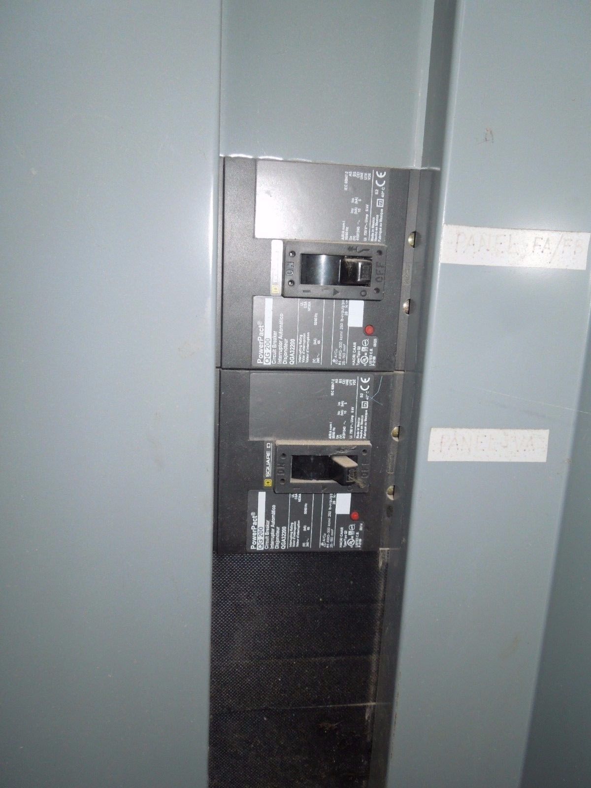 Square-D-QED-Power-Style-I-line-Switchboard-2500A-208Y-120V-Main ...