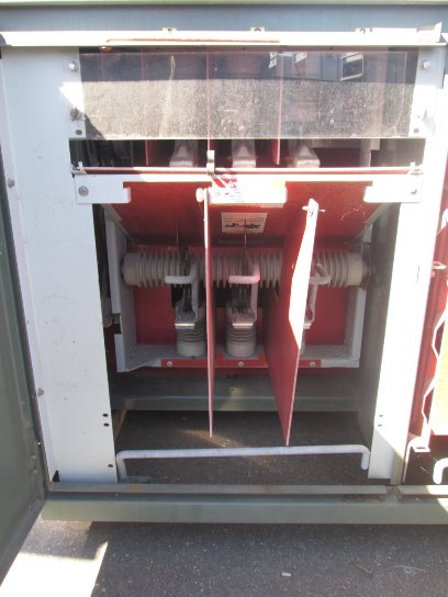 S-C-PMH-19-14-4KV-Pad-Mounted-Switchgear-for-Outdoor-Distribution-Used ...